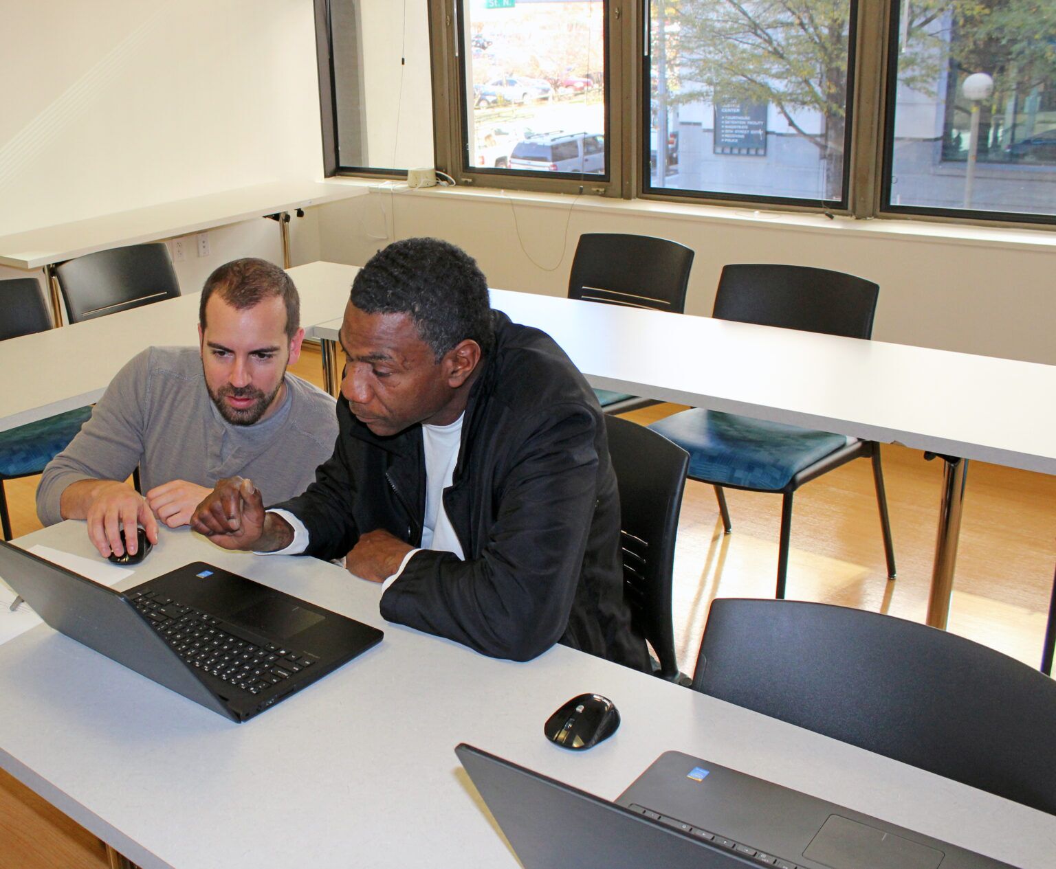 Six Programs That Provide Essential Support to the Homeless